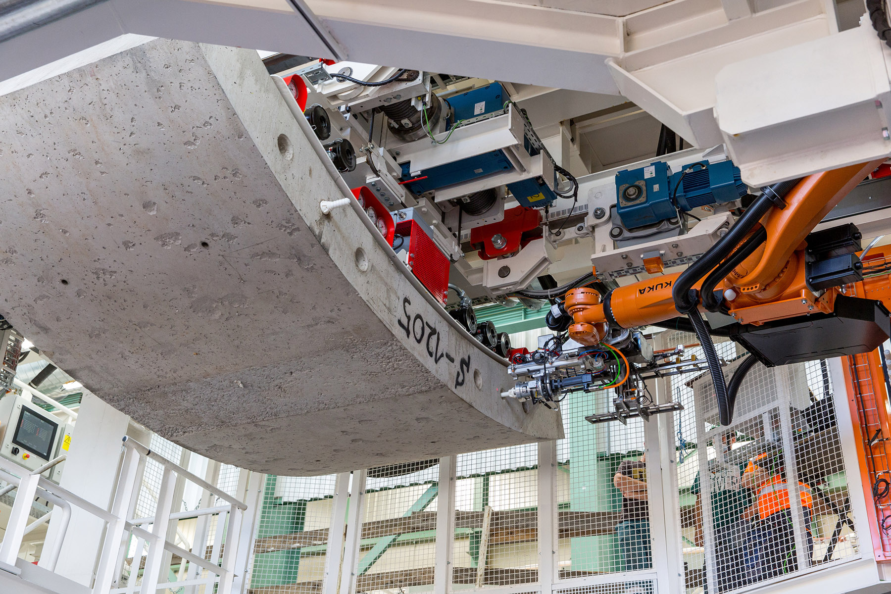 HS2 Boosts Safety and Efficiency with Innovative Robot for Chiltern ...