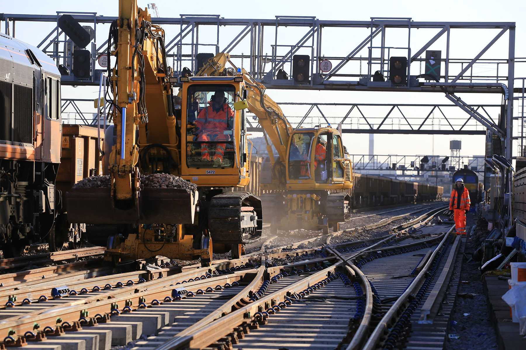 Network Rail Improvement Work this Weekend Between Three Bridges to ...