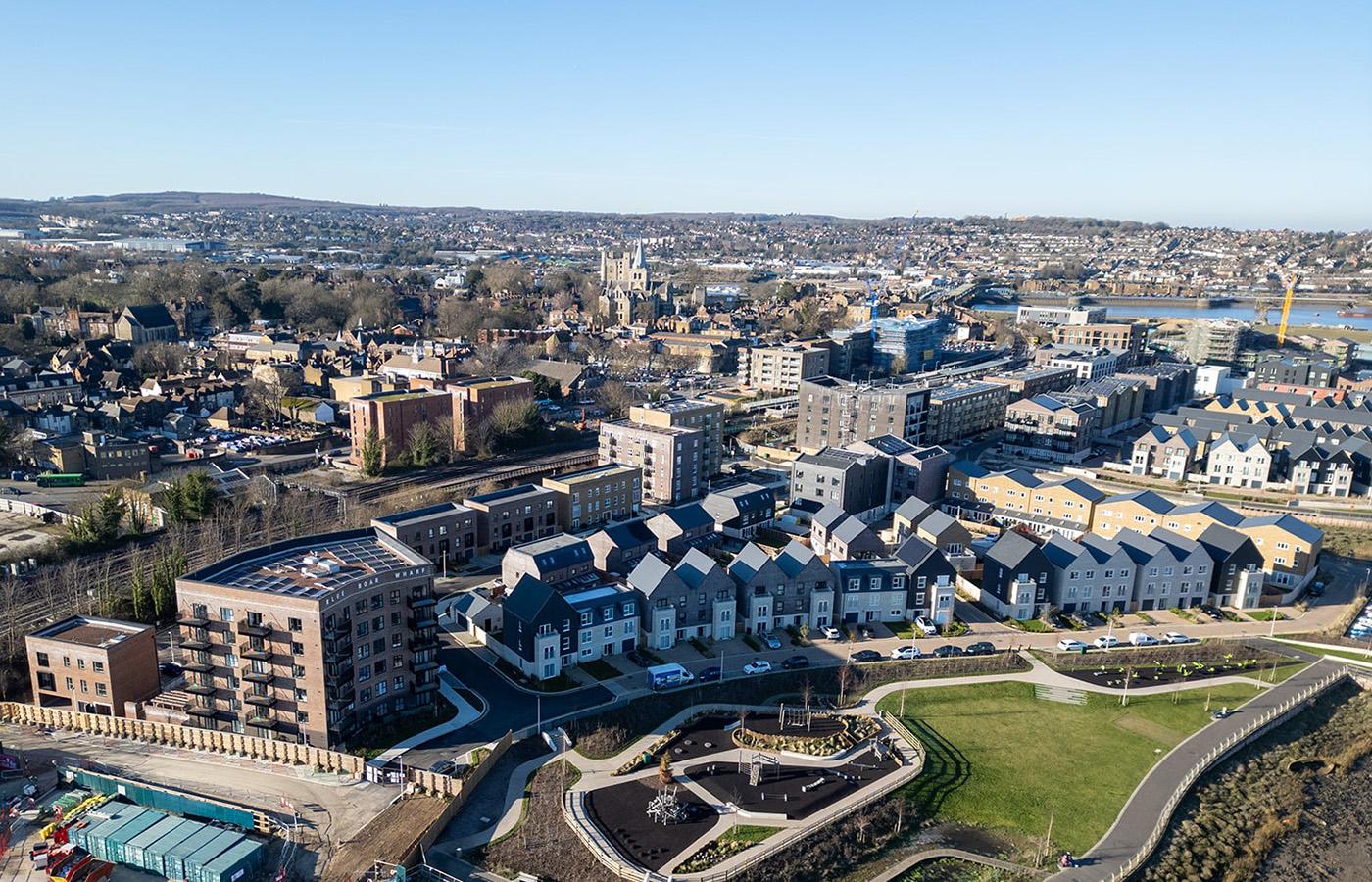 Keys to 500th completed home handed over to new residents at Rochester ...